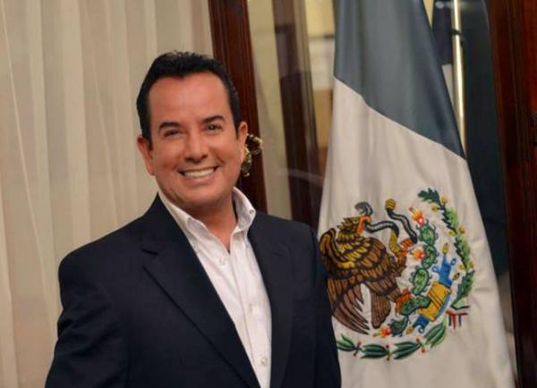 Primer alcalde abiertamente gay en México busca ser diputado federal ... Primer alcalde abiertamente gay en México busca ser diputado federal ...