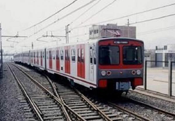 Muere joven arrollada por un tren cuando intentaba tomarse una selfie ... Muere joven arrollada por un tren cuando intentaba tomarse una selfie ...